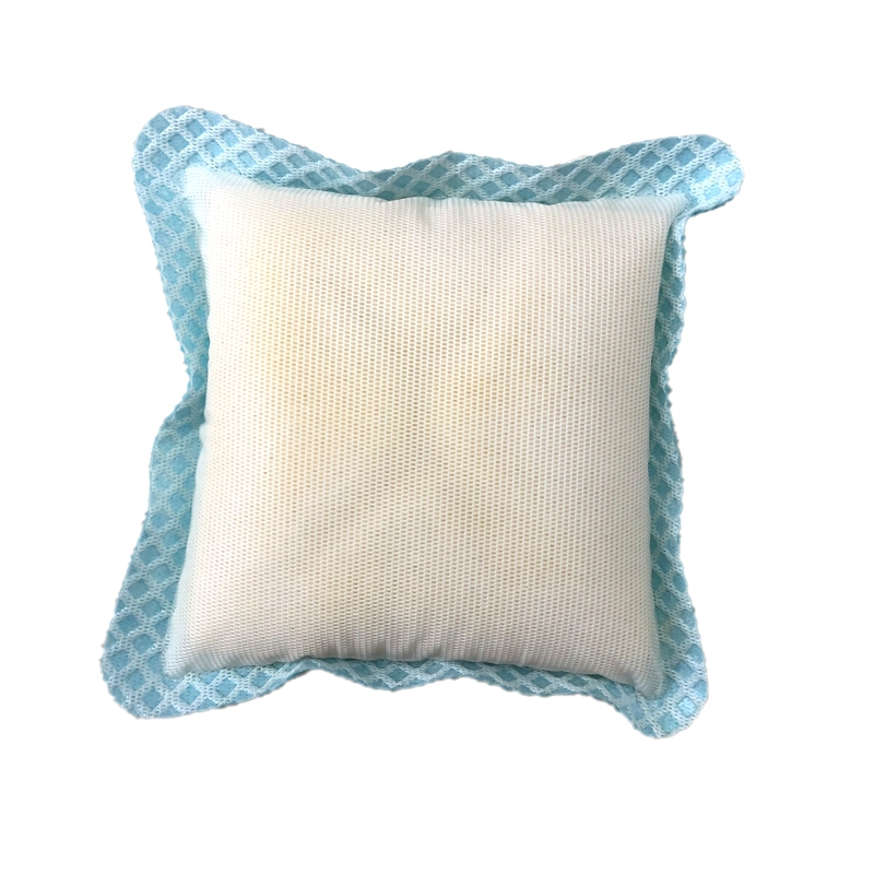 Super absorbent wound dressings with non-adherent contact layer